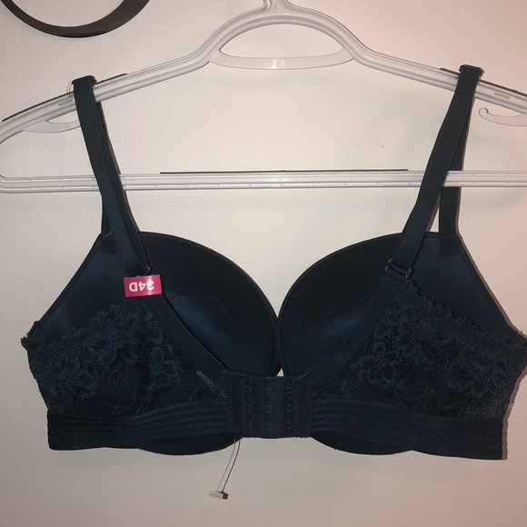 Maidenform | Intimates & Sleepwear | Nwot 34d Maidenform Bra | Poshmark